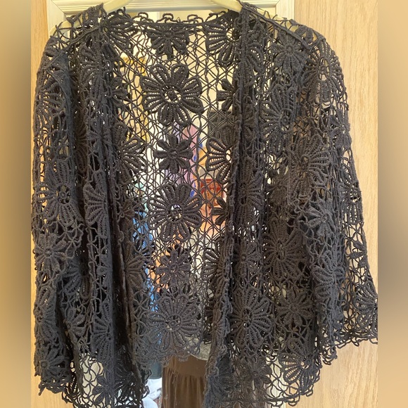 unbranded | Tops | Spidery Lacey Black Topper L | Poshmark